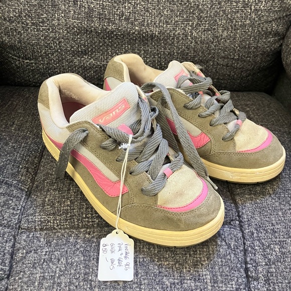 Vans | Shoes | Vintage Vans Y2k Mannaz Skater Size 9 | Poshmark